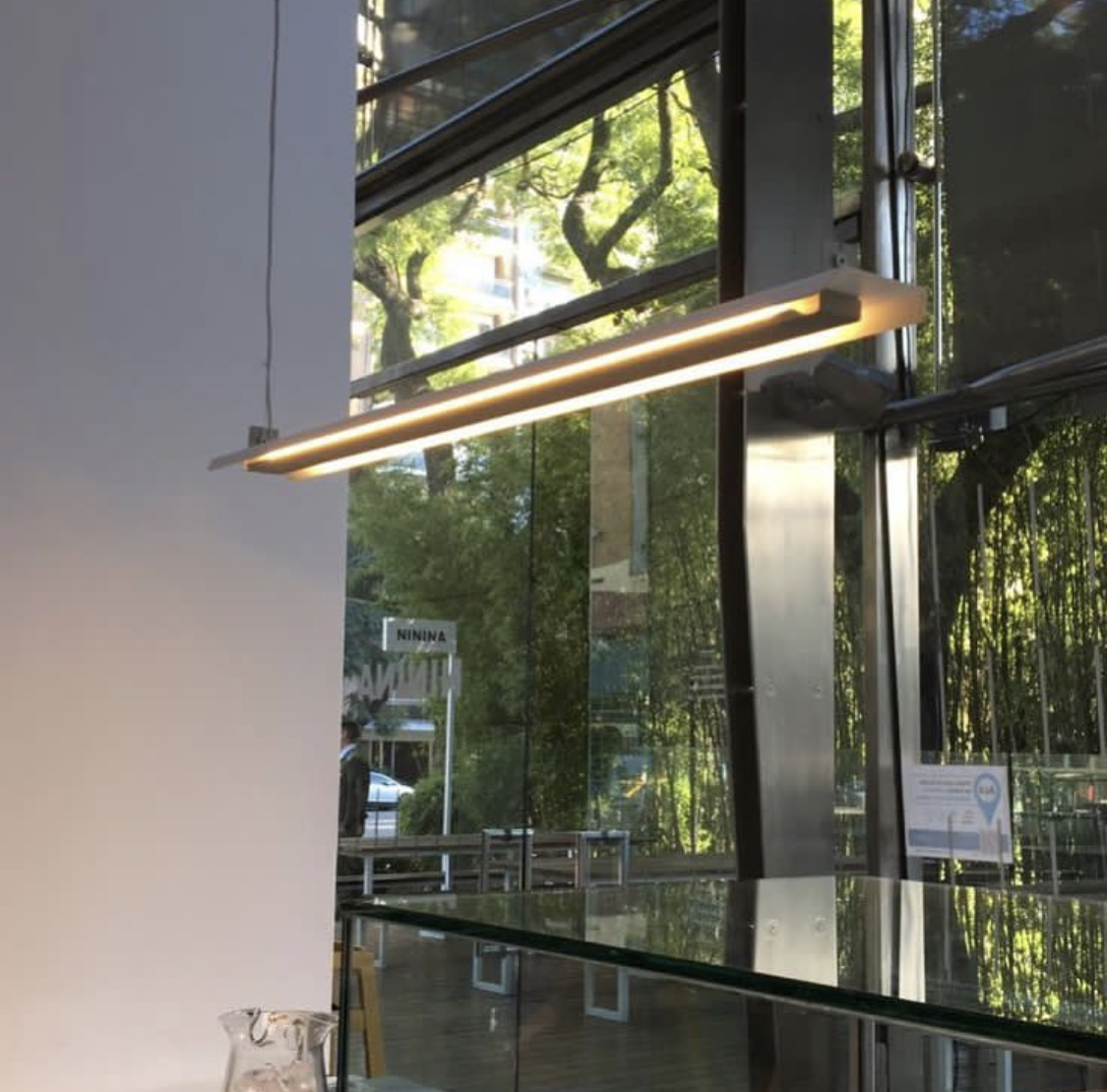 Luminaria led Aero con plafón largo de sujeción - Boutique de Luz