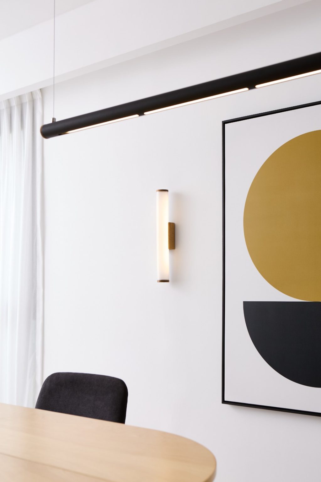 Aplique de pared Ariel disponible en dos tamaños - Boutique de Luz